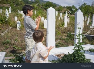 How can the punishment of the grave (azaab al-qabar) be avoided ...